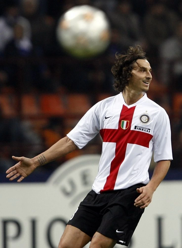 Inter 2007 - 2008 Retro Forma - Footytiento