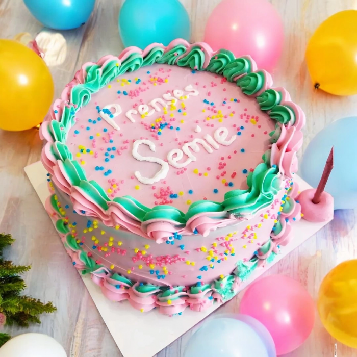 Mood Cake 22 İzmir Harf Pasta