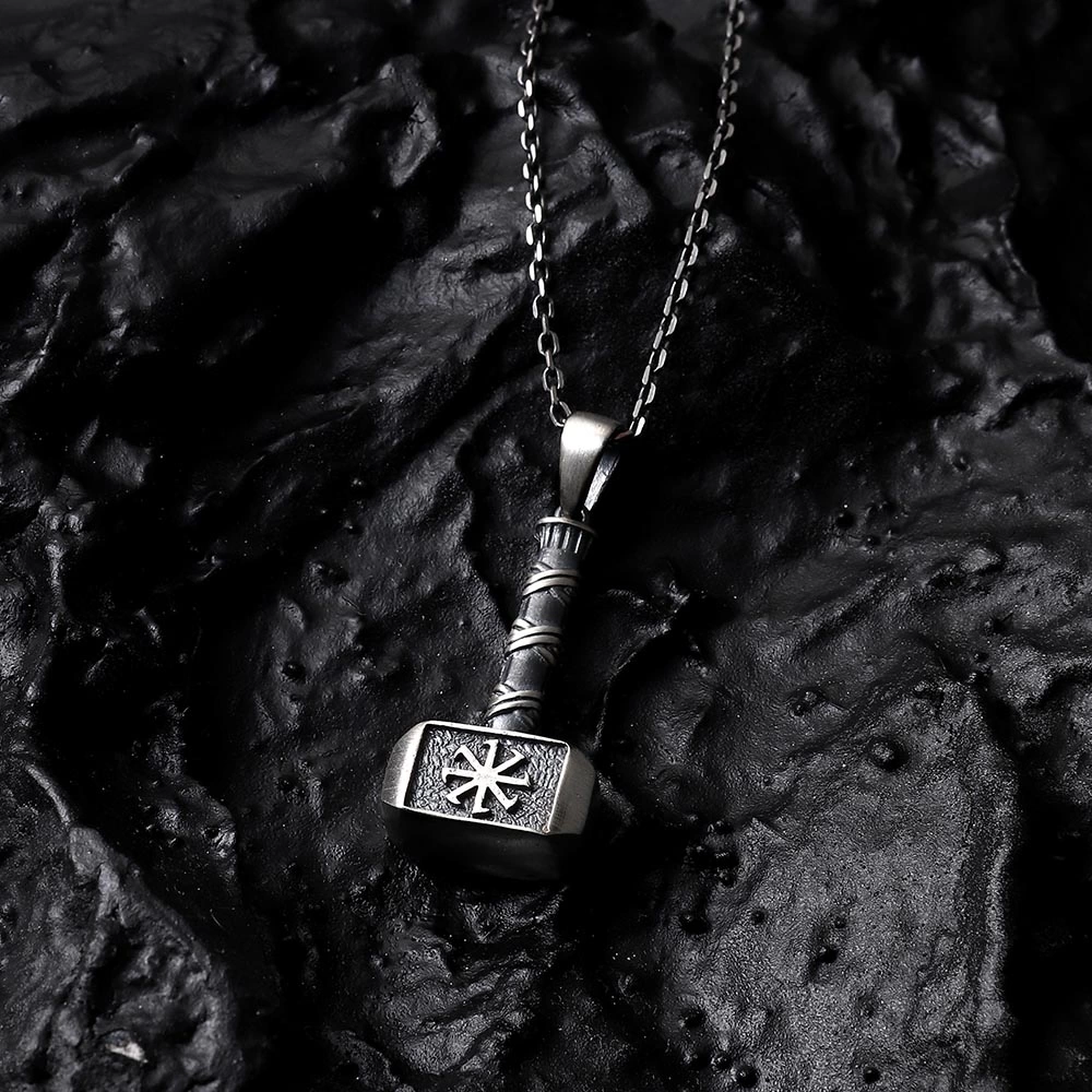 925 Ayar Gümüş İşlemeli Thor Çekici Çekiç Erkek Kolye | İpek Silver
