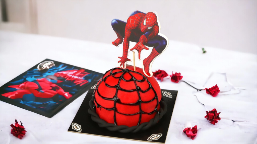 Örümcek Adam Pasta - Ayyıldız Figürlü Pastalarıyla Şenlen! #örümcekadam ...