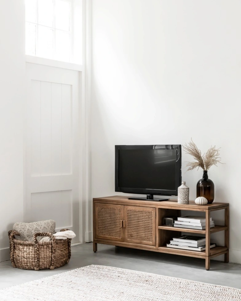 North Solid Wood Solid Tv Unit
